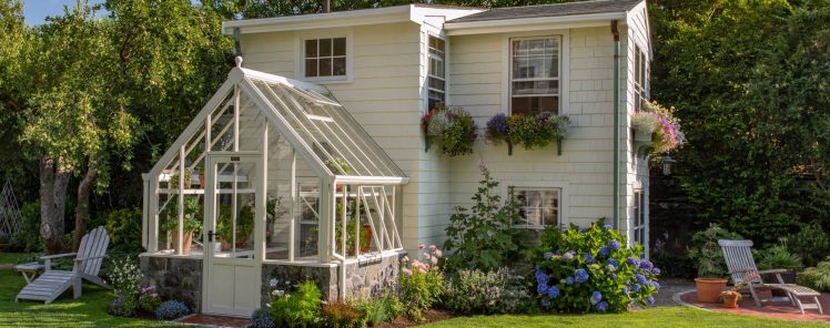 Lean-to Greenhouses & Glasshouses | Hartley Botanic